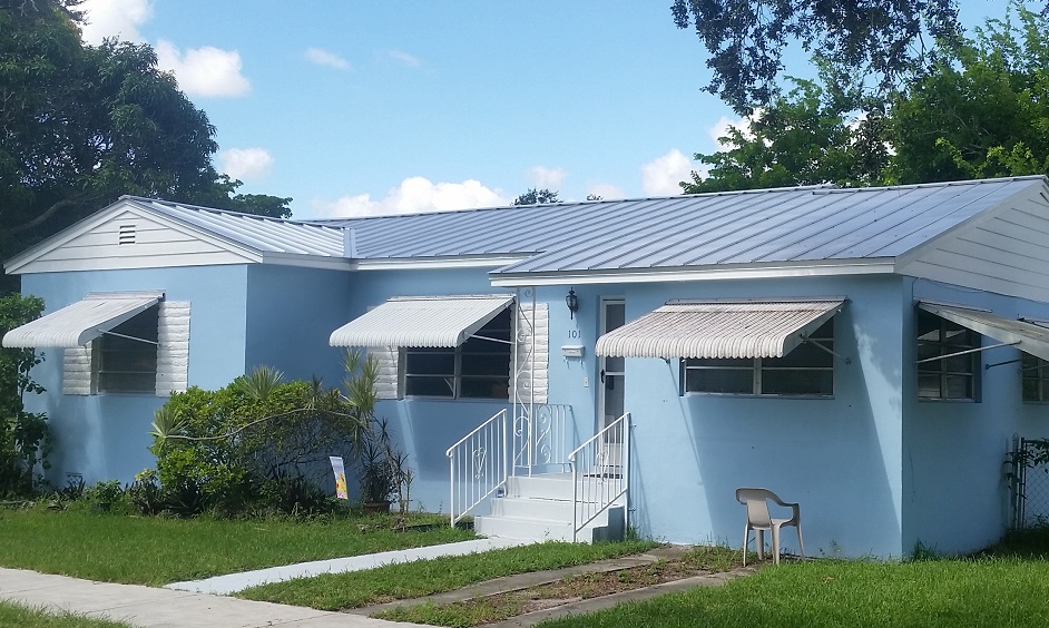 Metal Roof in Kendall | Englert 1300 | Roofer Mike Inc